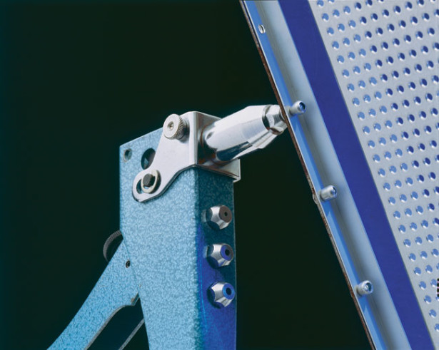 Rivettare in modo preciso | Guida passo-passo con illustrazioni ...