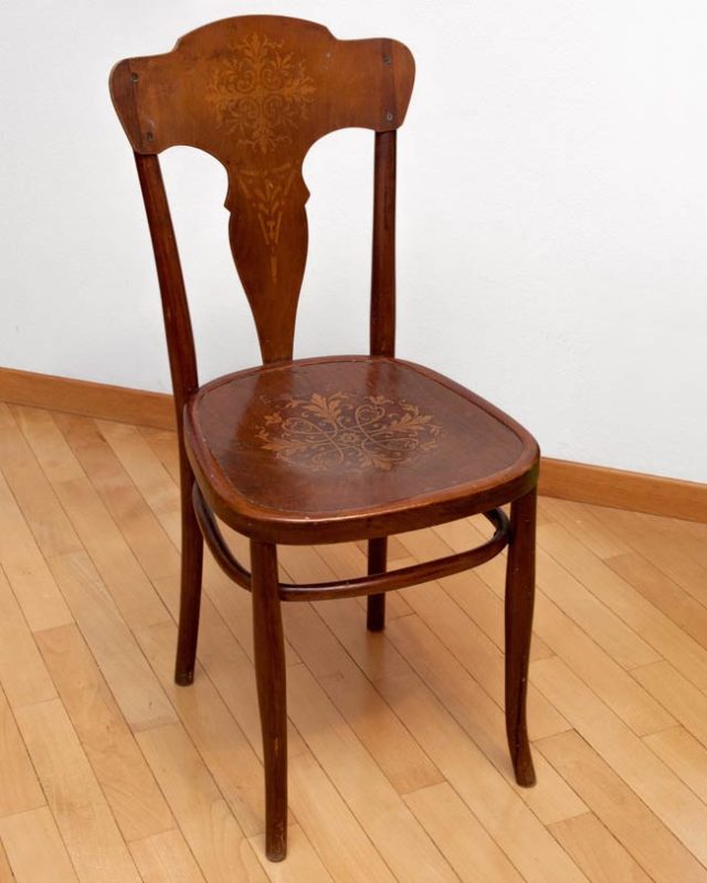 Come restaurare una sedia in legno | Intervento sulla seduta | Bricoportale