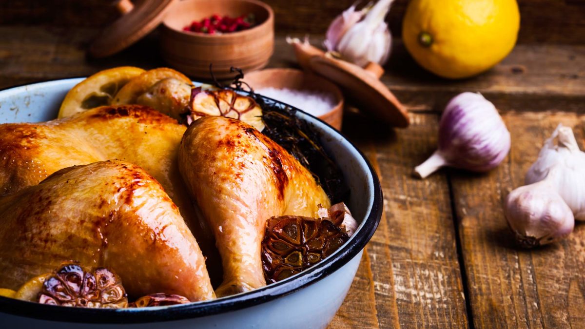 Pollo al barbecue con aglio e limone | Ricetta Weber | Ricette veloci ...